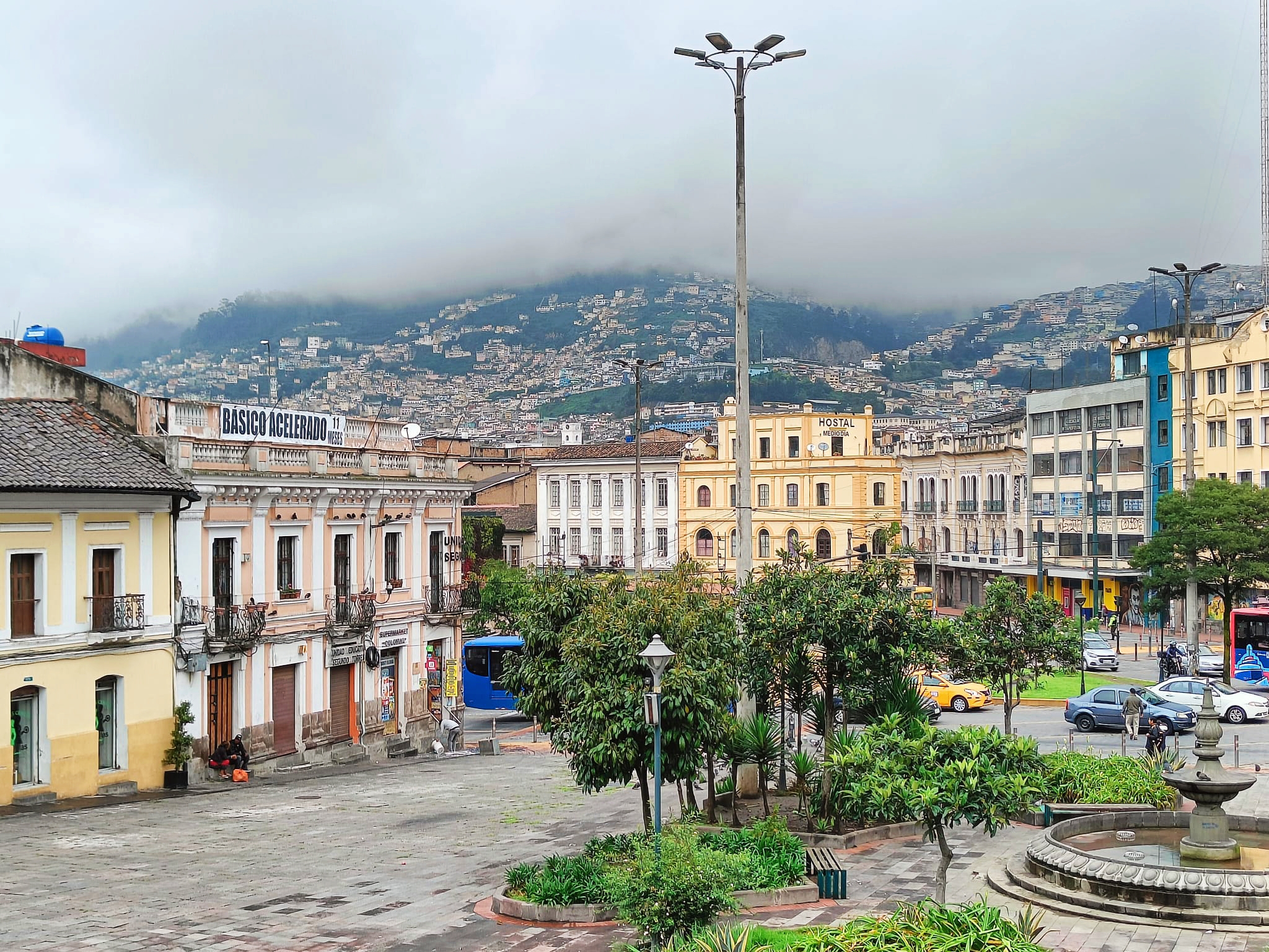 Visitar el Parque Nacional de Cajas por libre: cómo llegar y rutas